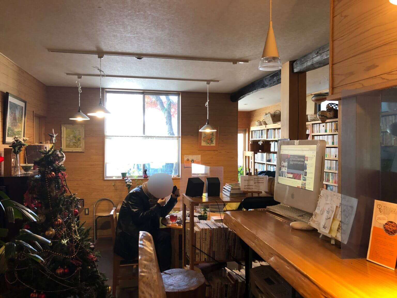 Inside, you’ll find both table seating and a cozy counter.